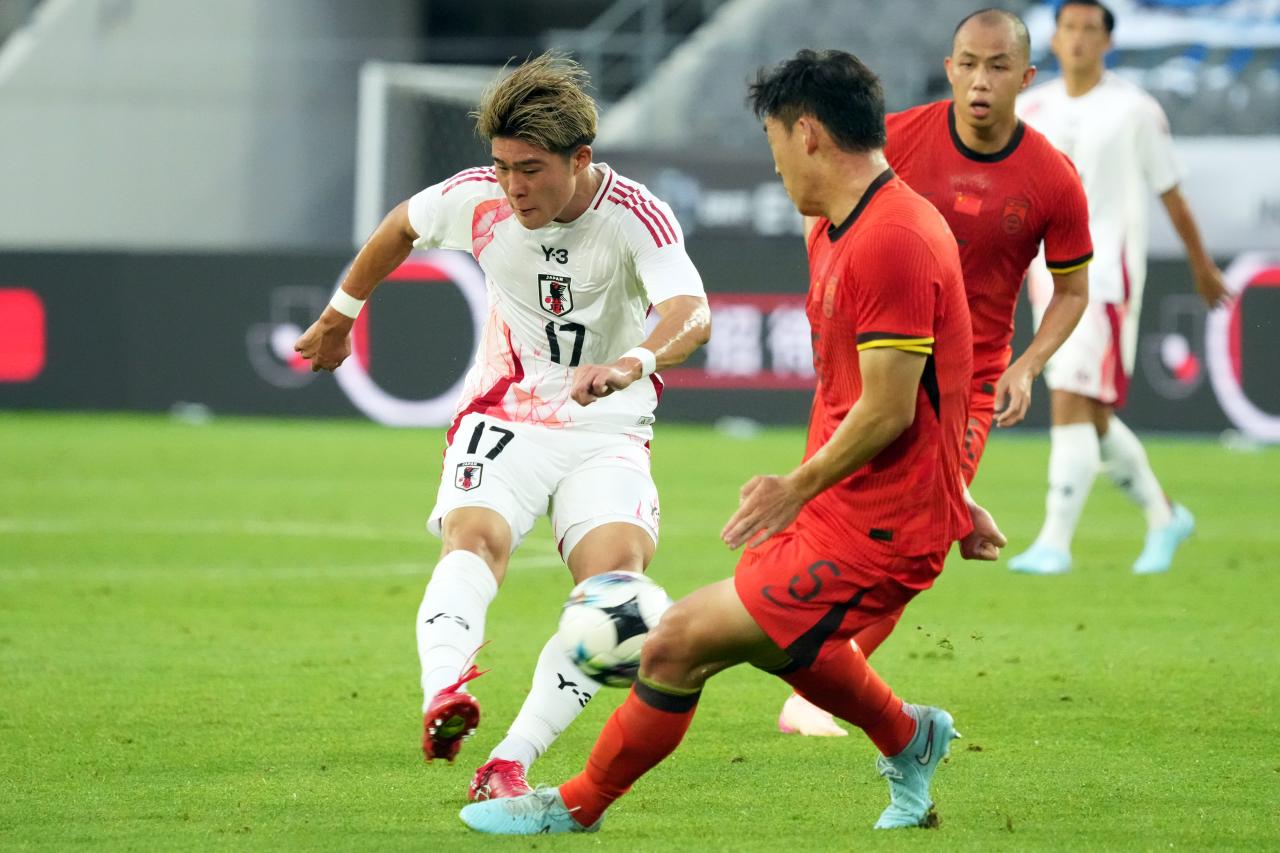 Uno Set to Join Borussia Mönchengladbach | TransfersDaily