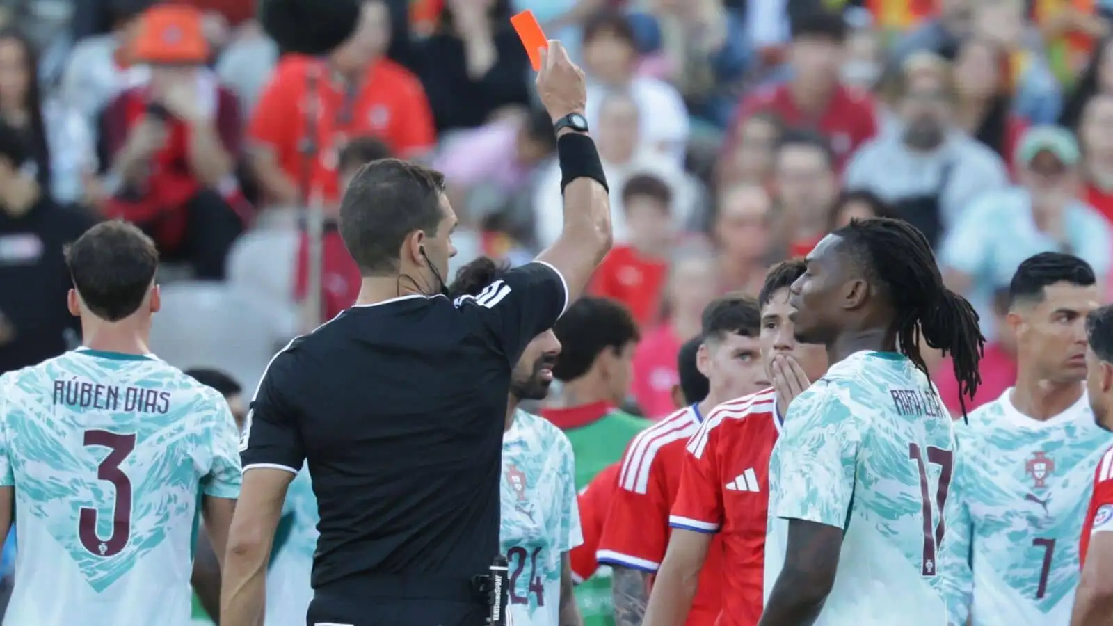 Leao menacé d'une suspension pour la Coupe du Monde après son carton ...
